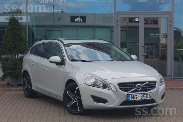Pelēks Volvo V60 2012 Rīga, ar dzinēja tilpumu 2.00 L un nobraukumu 290 tūkst. km par 4999 €, foto 2 vietnē AUTOMOTO.COM.LV