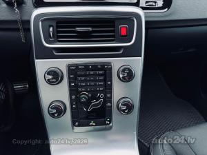 Серый Вольво B60 2012 в Таллин, объемом двигателя 2.00 л и пробегом 149 тыс. км за 7990 €, фото 15 на AUTOMOTO.COM.LV