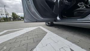 Grey Volvo V60 2012 in Vilnius, with an engine capacity of 2.00 L and mileage of 384 thousand km for 6300 €, photo 13 on AUTOMOTO.COM.LV