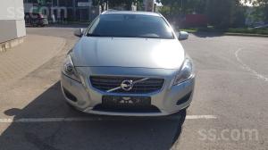 Pelēks Volvo V60 2012 Rīga, ar dzinēja tilpumu 1.60 L un nobraukumu 197 tūkst. km par 5300 €, foto 8 vietnē AUTOMOTO.COM.LV