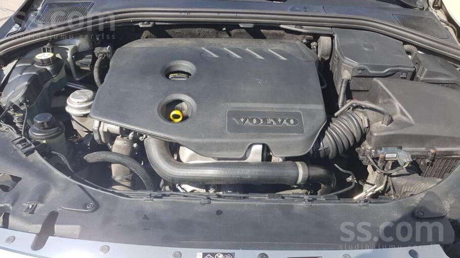 Pelēks Volvo V60 2012 Rīga, ar dzinēja tilpumu 1.60 L un nobraukumu 197 tūkst. km par 5300 €, foto 19 vietnē AUTOMOTO.COM.LV