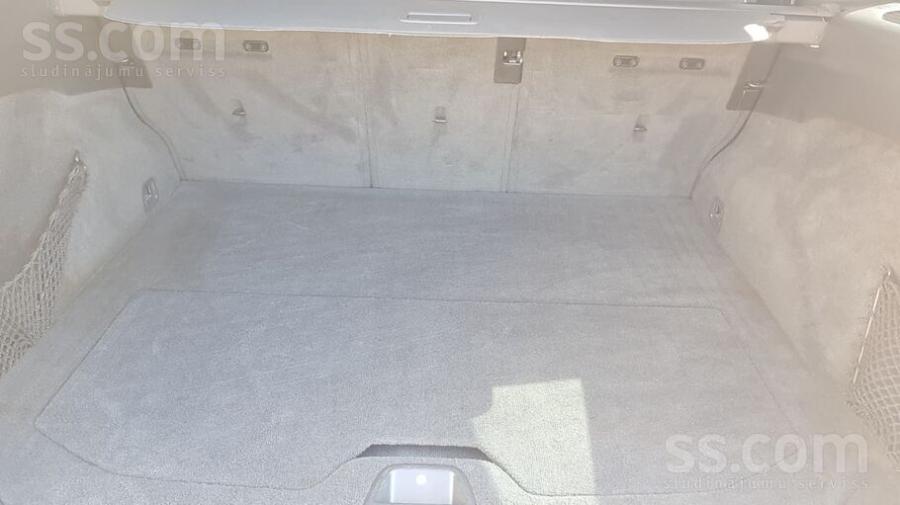 Pelēks Volvo V60 2012 Rīga, ar dzinēja tilpumu 1.60 L un nobraukumu 197 tūkst. km par 5300 €, foto 22 vietnē AUTOMOTO.COM.LV