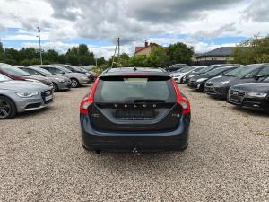 Grey Volvo V60 2012 in Vilnius, with an engine capacity of 1.56 L and mileage of 249 thousand km for 3750 €, photo 8 on AUTOMOTO.COM.LV