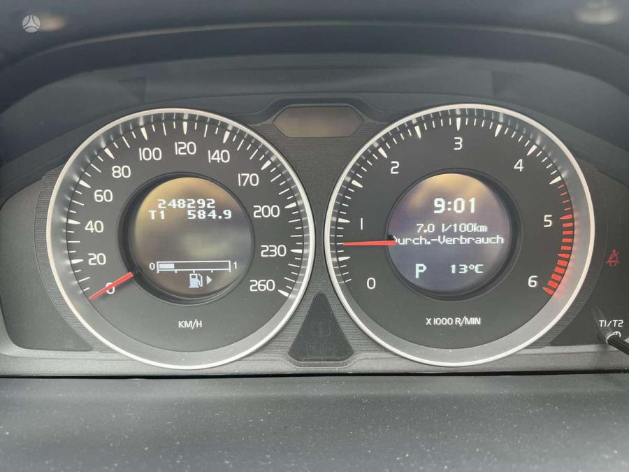 Серый Вольво B60 2012 в Вильнюс, объемом двигателя 1.98 л и пробегом 248 тыс. км за 7400 €, фото 18 на AUTOMOTO.COM.LV