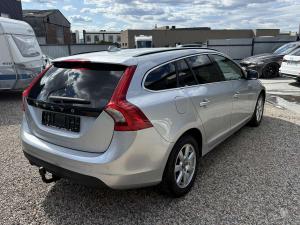 Grey Volvo V60 2012 in Kaunas, with an engine capacity of 1.56 L and mileage of 288 thousand km for 4950 €, photo 7 on AUTOMOTO.COM.LV