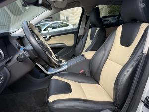Grey Volvo V60 2012 in Kaunas, with an engine capacity of 1.56 L and mileage of 288 thousand km for 4950 €, photo 14 on AUTOMOTO.COM.LV