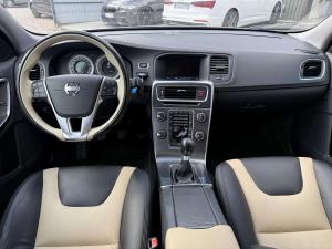 Grey Volvo V60 2012 in Kaunas, with an engine capacity of 1.56 L and mileage of 288 thousand km for 4950 €, photo 19 on AUTOMOTO.COM.LV