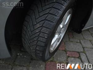 Pelēks Volvo V60 2012 Rīga, ar dzinēja tilpumu 2.00 L un nobraukumu 390 tūkst. km par 6350 €, foto 10 vietnē AUTOMOTO.COM.LV