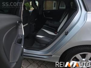 Pelēks Volvo V60 2012 Rīga, ar dzinēja tilpumu 2.00 L un nobraukumu 390 tūkst. km par 6350 €, foto 17 vietnē AUTOMOTO.COM.LV