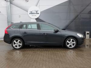 Grey Volvo V60 2012 in Ramuciai, with an engine capacity of 1.60 L and mileage of 219 thousand km for 5450 €, photo 5 on AUTOMOTO.COM.LV