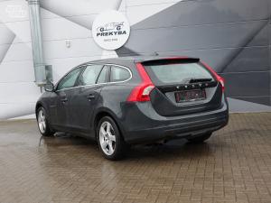 Grey Volvo V60 2012 in Ramuciai, with an engine capacity of 1.60 L and mileage of 219 thousand km for 5450 €, photo 7 on AUTOMOTO.COM.LV