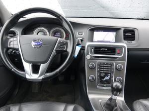 Grey Volvo V60 2012 in Ramuciai, with an engine capacity of 1.60 L and mileage of 219 thousand km for 5450 €, photo 13 on AUTOMOTO.COM.LV