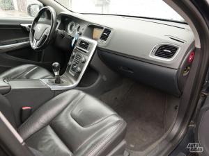 Grey Volvo V60 2012 in Ramuciai, with an engine capacity of 1.60 L and mileage of 219 thousand km for 5450 €, photo 17 on AUTOMOTO.COM.LV