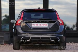 Pelēks Volvo V60 2012 Tukums, ar dzinēja tilpumu 2.00 L un nobraukumu 273 tūkst. km par 6790 €, foto 4 vietnē AUTOMOTO.COM.LV