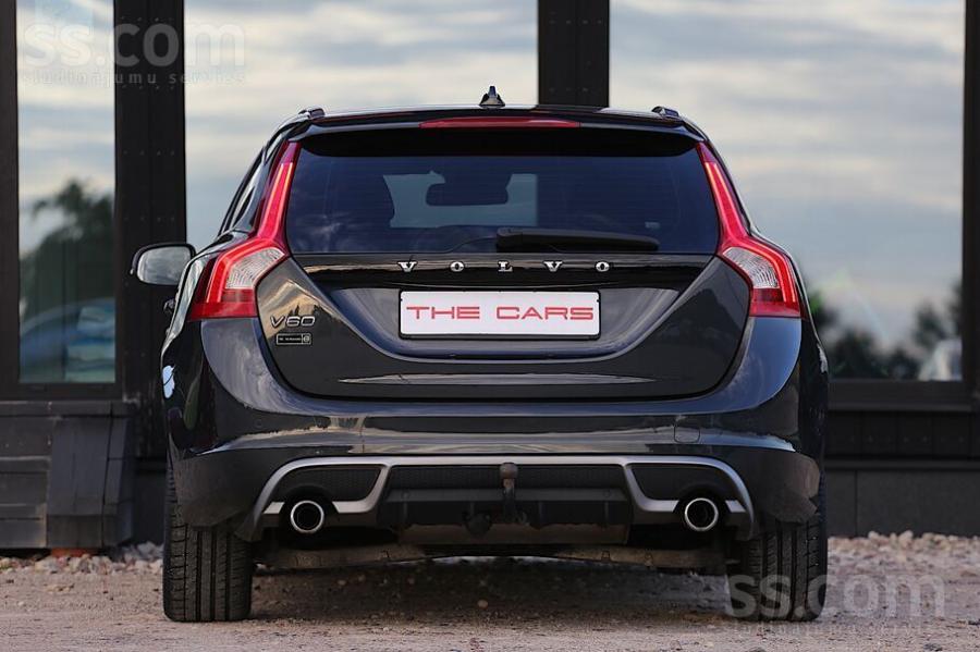 Pelēks Volvo V60 2012 Tukums, ar dzinēja tilpumu 2.00 L un nobraukumu 273 tūkst. km par 6790 €, foto 4 vietnē AUTOMOTO.COM.LV