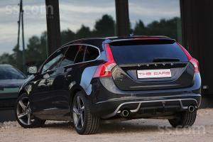 Pelēks Volvo V60 2012 Tukums, ar dzinēja tilpumu 2.00 L un nobraukumu 273 tūkst. km par 6790 €, foto 5 vietnē AUTOMOTO.COM.LV