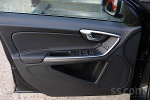 Pelēks Volvo V60 2012 Tukums, ar dzinēja tilpumu 2.00 L un nobraukumu 273 tūkst. km par 6790 €, foto 10 vietnē AUTOMOTO.COM.LV