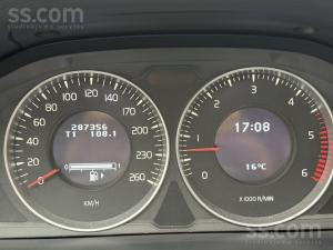 Pelēks Volvo V60 2012 Rīga, ar dzinēja tilpumu 2.00 L un nobraukumu 0 tūkst. km par 4200 €, foto 13 vietnē AUTOMOTO.COM.LV