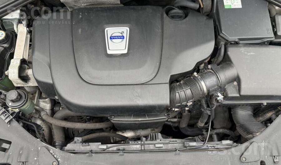 Pelēks Volvo V60 2012 Rīga, ar dzinēja tilpumu 2.00 L un nobraukumu 0 tūkst. km par 4200 €, foto 15 vietnē AUTOMOTO.COM.LV