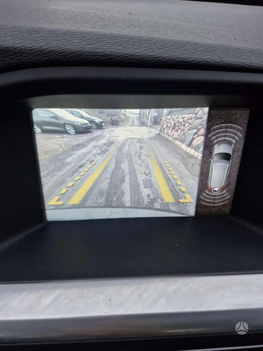 Pelēks Volvo V60 2012 Viļņa, ar dzinēja tilpumu 2.40 L un nobraukumu 213 tūkst. km par 6999 €, foto 25 vietnē AUTOMOTO.COM.LV