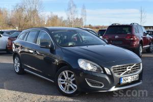 Pelēks Volvo V60 2013 Kuldīga, ar dzinēja tilpumu 2.00 L un nobraukumu 0 tūkst. km par 6990 €, foto 4 vietnē AUTOMOTO.COM.LV