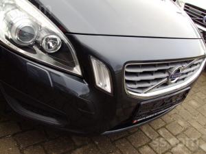 Pelēks Volvo V60 2013 Rīga, ar dzinēja tilpumu 2.40 L un nobraukumu 174 tūkst. km par 10700 €, foto 14 vietnē AUTOMOTO.COM.LV