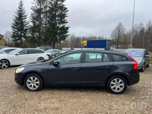 Pelēks Volvo V60 2013 Kuldīga, ar dzinēja tilpumu 2.00 L un nobraukumu 268 tūkst. km par 6290 €, foto 5 vietnē AUTOMOTO.COM.LV