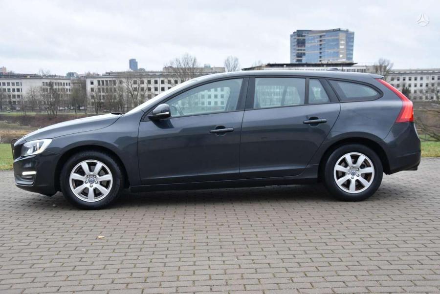 Pelēks Volvo V60 2013 Viļņa, ar dzinēja tilpumu 1.56 L un nobraukumu 247 tūkst. km par 5700 €, foto 8 vietnē AUTOMOTO.COM.LV