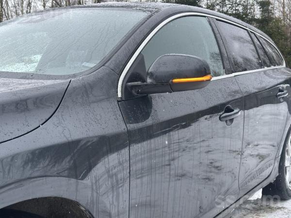 Pelēks Volvo V60 2013 Jelgava, ar dzinēja tilpumu 1.60 L un nobraukumu 283 tūkst. km par 7990 €, foto 7 vietnē AUTOMOTO.COM.LV
