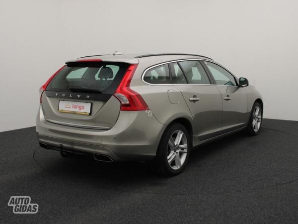 Pelēks Volvo V60 2013 Viļņa, ar dzinēja tilpumu 2.40 L un nobraukumu 212 tūkst. km par 9499 €, foto 8 vietnē AUTOMOTO.COM.LV