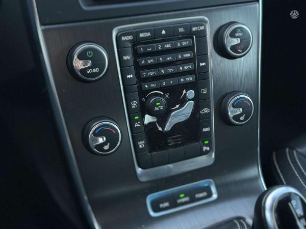 Grey Volvo V60 2013 in Kaunas, with an engine capacity of 2.40 L and mileage of 315 thousand km for 6499 €, photo 11 on AUTOMOTO.COM.LV