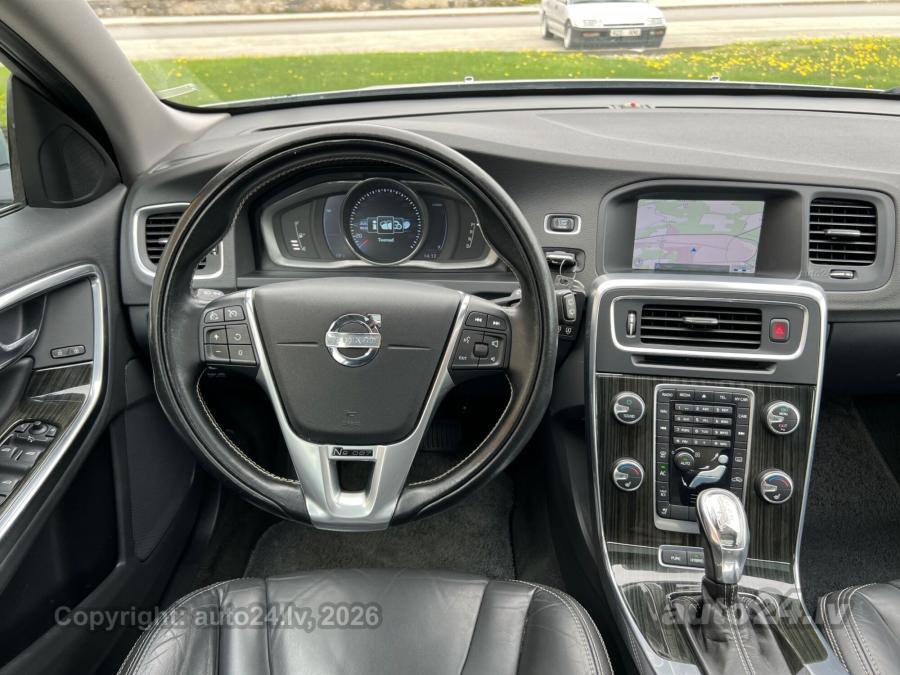 Серый Вольво B60 2013 в Пайде, объемом двигателя 2.40 л и пробегом 230 тыс. км за 8790 €, фото 12 на AUTOMOTO.COM.LV
