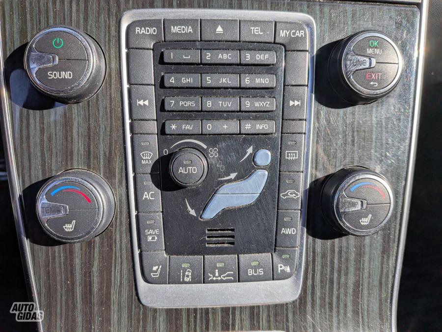 Grey Volvo V60 2013 in Radviliskis, with an engine capacity of 2.40 L and mileage of 313 thousand km for 6500 €, photo 14 on AUTOMOTO.COM.LV