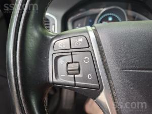 Grey Volvo V60 2013 in Riga, with an engine capacity of 2.40 L and mileage of 260 thousand km for 7150 €, photo 24 on AUTOMOTO.COM.LV