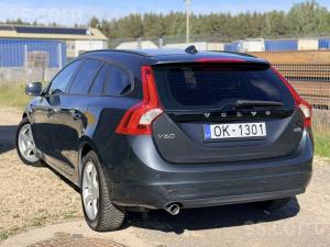 Pelēks Volvo V60 2013 Rīga, ar dzinēja tilpumu 2.00 L un nobraukumu 275 tūkst. km par 7595 €, foto 3 vietnē AUTOMOTO.COM.LV