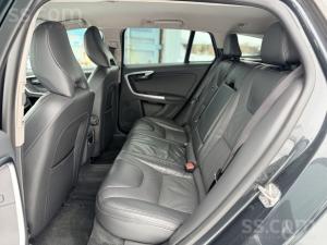 Pelēks Volvo V60 2013 Rīga, ar dzinēja tilpumu 2.00 L un nobraukumu 275 tūkst. km par 7595 €, foto 7 vietnē AUTOMOTO.COM.LV