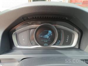 Grey Volvo V60 2013 in Kraslava, with an engine capacity of 2.40 L and mileage of 183 thousand km for 8300 €, photo 11 on AUTOMOTO.COM.LV