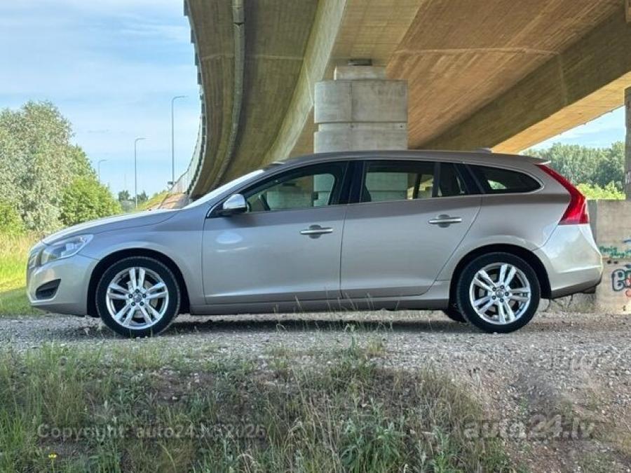 Серый Вольво B60 2013 в Таллин, объемом двигателя 1.60 л и пробегом 257 тыс. км за 5650 €, фото 6 на AUTOMOTO.COM.LV