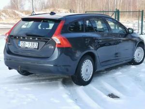 Grey Volvo V60 2013 in Kuldiga, with an engine capacity of 2.00 L and mileage of 180 thousand km for 7300 €, photo 3 on AUTOMOTO.COM.LV