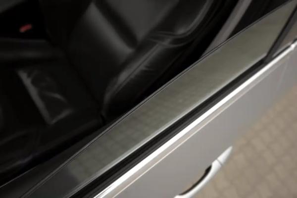 Pelēks Volvo V60 2013 Jelgava, ar dzinēja tilpumu 2.40 L un nobraukumu 260 tūkst. km par 9900 €, foto 8 vietnē AUTOMOTO.COM.LV