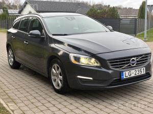 Grey Volvo V60 2013 in Riga, with an engine capacity of 2.00 L and mileage of 255 thousand km for 5200 €, photo 5 on AUTOMOTO.COM.LV
