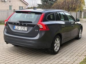 Grey Volvo V60 2013 in Riga, with an engine capacity of 2.00 L and mileage of 255 thousand km for 5200 €, photo 6 on AUTOMOTO.COM.LV