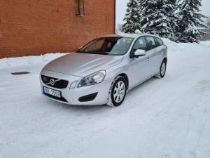 Серый Вольво B60 2013 в Екабпилс, объемом двигателя 2.00 л и пробегом 315 тыс. км за 6850 €, фото 3 на AUTOMOTO.COM.LV