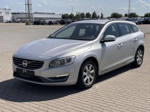 Pelēks Volvo V60 2013 Marijampole, ar dzinēja tilpumu 1.56 L un nobraukumu 300 tūkst. km par 3600 €, foto  vietnē AUTOMOTO.COM.LV