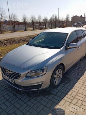 Pelēks Volvo V60 2013 Tukums, ar dzinēja tilpumu 1.60 L un nobraukumu 265 tūkst. km par 6350 €, foto 4 vietnē AUTOMOTO.COM.LV