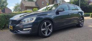 Grey Volvo V60 2013 in Kaunas, with an engine capacity of 2.40 L and mileage of 295 thousand km for 6200 €, photo 12 on AUTOMOTO.COM.LV
