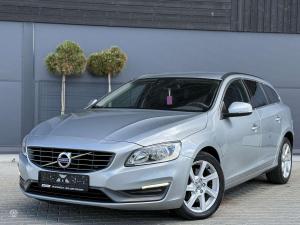Pelēks Volvo V60 2013 Šauļi, ar dzinēja tilpumu 2.40 L un nobraukumu 283 tūkst. km par 8950 €, foto 3 vietnē AUTOMOTO.COM.LV