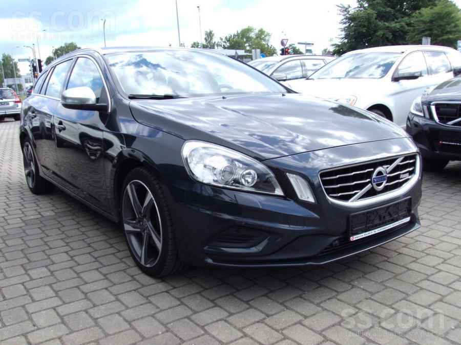 Grey Volvo V60 2013 in Riga, with an engine capacity of 2.40 L and mileage of 219 thousand km for 9400 €, photo 3 on AUTOMOTO.COM.LV