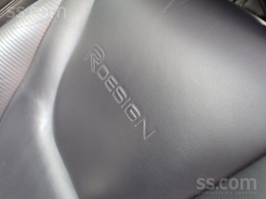 Grey Volvo V60 2013 in Riga, with an engine capacity of 2.40 L and mileage of 219 thousand km for 9400 €, photo 15 on AUTOMOTO.COM.LV