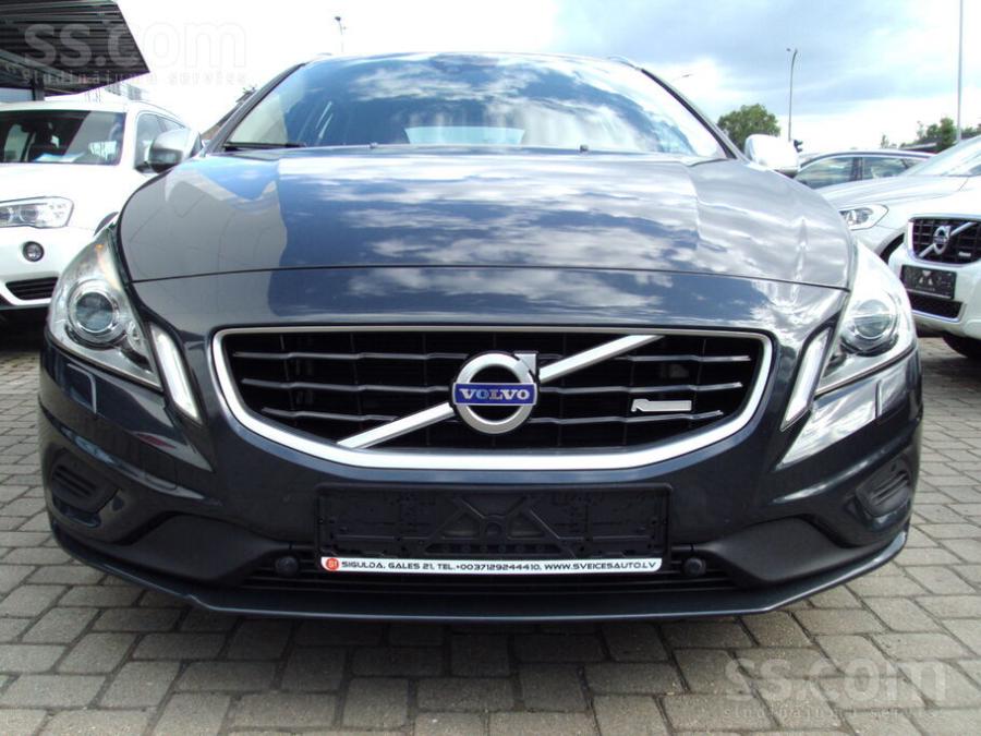 Grey Volvo V60 2013 in Riga, with an engine capacity of 2.40 L and mileage of 219 thousand km for 9400 €, photo 16 on AUTOMOTO.COM.LV